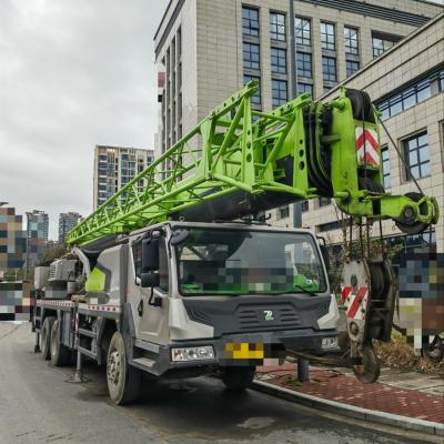 China Used Zoomlion Truck Crane ZTC252E-1 with 25 tons Hooks and Weichai Engine for sale