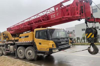 中国 80t 中古トラッククレーン Sany STC800C6-8 25.5トンの対重量と275kWのエンジン定位電力 販売のため