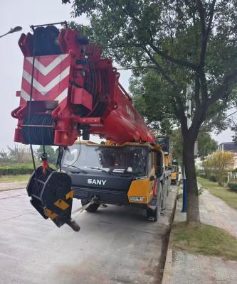 China 2023 Sany Gebruikte kraan SAC2200C8-8 Hoofdboom 88m Jib 20m Tegengewicht 74t Lopentijd 1793h Kilometer 9311km Uitstekende werkomstandigheden Te koop