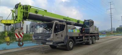 China 2019 Zoomlion Gebrauchtkranich ZTC251V552 Hauptboom 42 M Jib 8 M Gegengewicht 6,5 Tonnen Laufzeit 7540h Kilometer 32369km Ausgezeichnete Arbeitsbedingungen zu verkaufen