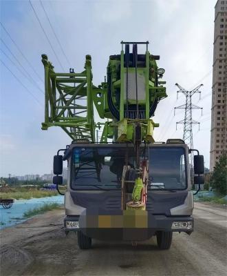 China 2019 Zoomlion Gebruikte kraan ZTC251V552 Hoofdboom 42 M Jib 8 M Tegengewicht 6,5 ton Lopen tijd 7540h Kilometerstand 32369km Uitstekende werkomstandigheden. Te koop