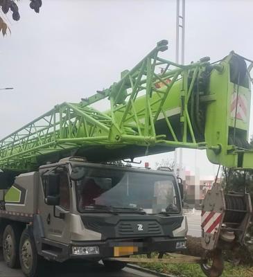 China 2019 Zoomlion Gebruikte kraan ZTC550H5 Hoofdboom 45.5m Jib 16m Tegengewicht 11.5 ton Rondlooptijd 4740h Kilometerstand 32369km Uitstekende werkomstandigheden. Te koop