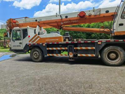 China Excellent Working Condition 2014 Zoomlion QY25V5 Used Crane with 25t Hook Main Arm 40 Meters Auxiliary Arm 8 Meters Counterweight 7.2 Tons for sale