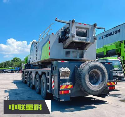 中国 2022 Zoomlion 中古クレーンZAT4000A863 90mブーム,48mジブ,150t対重量,および2041h運用寿命. 優れた作業条件. 販売のため
