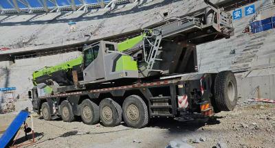 Cina 2021 Zoomlion Used Crane, il ZTC1300H853, ha un boom di 85 metri, un jib di 17,5 metri e un contrappeso di 60 tonnellate. in vendita