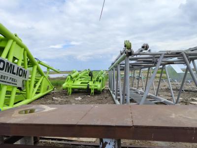 China 2020 Zoomlion Used Crane, The ZCC9800, Has A Main Boom Of 159 Meters And A 7-Meter Boom, A 300-Ton Counterweight, And A Run Time Of 2041 Hours. It'S In Excellent Working Condition. for sale
