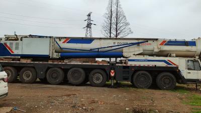 중국 2012 Zoomlion QUY400 사용 된 크레인은 70m 붐, 42m 지브 및 140톤 반중량으로 2041 시간 동안 작동했으며 우수한 상태입니다. 판매용