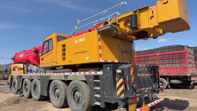 中国 2022年製Sany中古SAC2000クレーン、85.5メートルブーム、36メートルジブ、70トンカウンターウェイト付き。 良好な稼働状態です。 販売のため