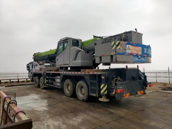 Quality Truck Crane XCMG Truck Crane Overall Dimessions 14 Total Weight 33400kg Durable Equipment for Industrial Material Handling for sale