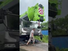 2015 Cran camion Zoomlion AZT4000A 300t Boom Lunghezza 80m Alta efficienza