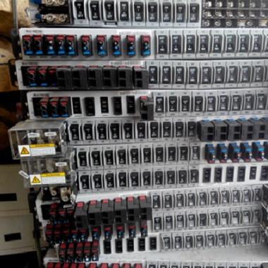 中国 華為技術DCDU-11C DCDU11C00000 02120619の華為技術のDC電源の配電箱、Outdoor&IndoorのためのDirect Current配分の単位 販売のため