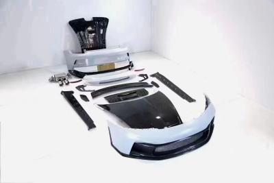 Cina Porsche 992 Carrozzeria in fibra di carbonio Kit 992 stile GT3 frontale e posteriore paraurti gonna laterale spoiler cappuccio in vendita