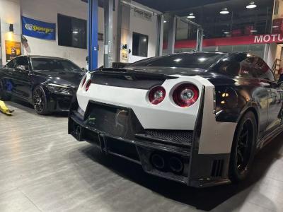 Cina Nissan GTR Corpo in fibra di carbonio Kit GTR r35 Modernizzato 2024nismo stile spoiler paraurti anteriori e posteriori paraurti del cofano paraurti del cofano in vendita