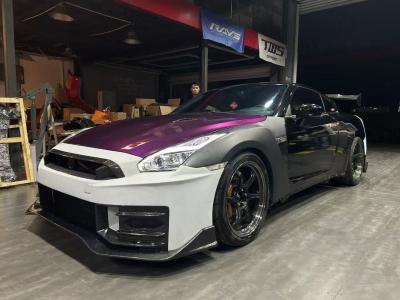 Cina Nissan GTR Corpo in fibra di carbonio Kit GTR r35 Modernizzato 2024nismo stile spoiler paraurti anteriori e posteriori paraurti del cofano paraurti del cofano in vendita