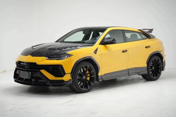 Quality URUS Lamborghini Body Kit 2018-2019 Carbon Fiber Front Lip Diffuser Urus Wide for sale