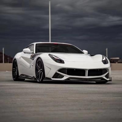 China Para a Ferrari F12 Fibra de Carbono Kit F12 Upgrades o estilo SVR Frente e traseiro Bumper Spoilers com capô Fenders à venda