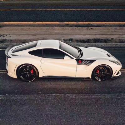 China Para a Ferrari F12 Fibra de Carbono Kit F12 Upgrades o estilo SVR Frente e traseiro Bumper Spoilers com capô Fenders à venda