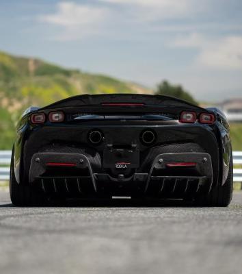 Cina SF90 Ferrari Carbon Fiber Body Kit 1016 Stile Labbro anteriore in vendita