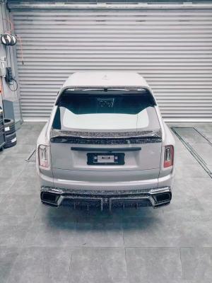 Cina 2018 - 2019 Cullinan Body Kit DW Style Front Lip Diffuser Spoiler Widebody Kit in vendita