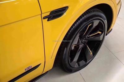 Cina Per Bentley Bentayga Kit corpo in fibra di carbonio Bentayga aggiorna il W12 stile di fibra di carbonio spoiler diffusore labiale anteriore in vendita