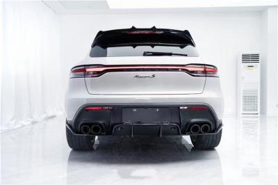 Cina Mancan Porsche Body Kit Diffusore della bocca frontale a colori personalizzati 2022+ in vendita