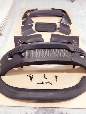 Cina 350Z Nissan Body Kit Resina Fibra Paraurti Posteriore Diffusore Automatico Anteriore Spoiler Giubbotto laterale in vendita