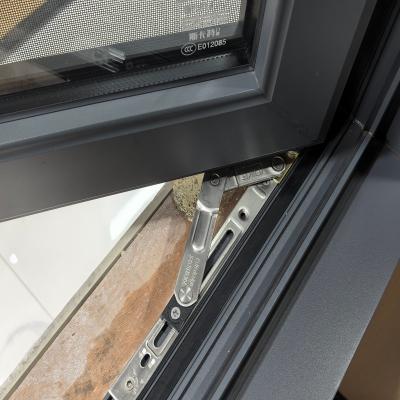 China Venta al por mayor de aluminio asequible ventana de doble acristalamiento con sistema de bloqueo de múltiples puntos en venta