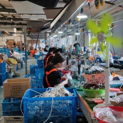 Cina Rubinetto elettrico LVD dell'acqua calda del riscaldamento istantaneo con l'esposizione di temperatura del LED in vendita