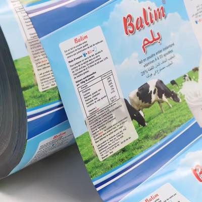 Cina Imballaggio alimentare a rotoli di pellicola di plastica di alluminio laminata flessibile per latte, spezie, polvere di imballaggio, tè, zucchero, pellicola di sigillamento in vendita
