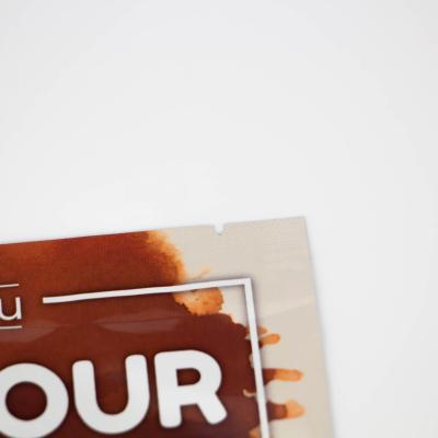 中国 カスタマイズされた 3 面シール袋 乾燥食品のパッケージング 涙ノッチ/スプート/ジッパーと乾燥食品のための耐久性のある材料 販売のため