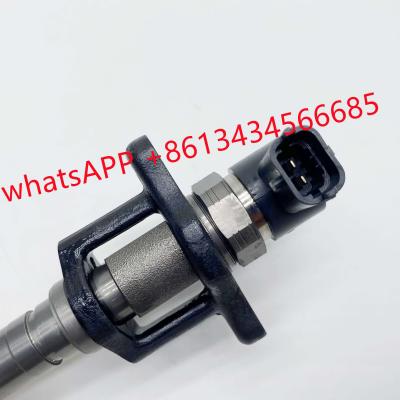China Genuine New Injector ME223750 ME223002 0445120049 4M50 Engine Common Rail Fuel Truck Diesel Injector for Mercedes / Mits for sale