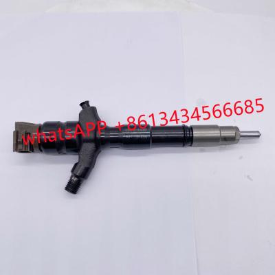 Cina Il camion di Hongyan parte 23670-30440 iniettori diesel di Denso in vendita