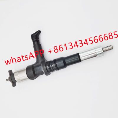 China Gemeenschappelijke Spoorbrandstofinjector 6251113100 6251-11-3101 095000-6070 voor KOMATSU pc350-7 PC40 Te koop