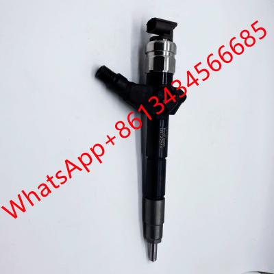 China INJECTOR NOZZLE FOR NAVARA D40 D22 D21 YD25 16600-VM00D 16600-EC00A 16600-EB300 for sale