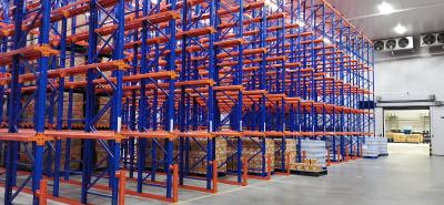 Chine Étagères de stockage intensif Entrepôt de stockage Drive dans le rack Camion élévateur pickup Rack lourd à vendre