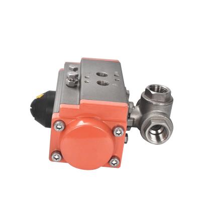 中国 ステンレス・スティール・スリー・ウェイ・ボール・バルブ・ウィズ・プネウマティック・アクチュエーター NPT Bsp BSPT エンド・コネクション 販売のため