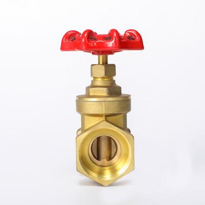 Cina Valvola di porta di ottone a filo femminile manuale con acqua forgiata 200 Wog con ordine minimo di 1 pezzo in vendita
