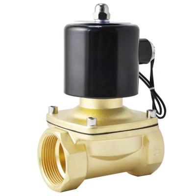 Cina Valvola elettromagnetica in ottone a foratura completa 2W normalmente chiusa per applicazioni industriali in vendita