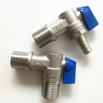 China 304 Cold Water Heater Manual Angle Valve with DN15 Water Media and Screw Nozzle for sale