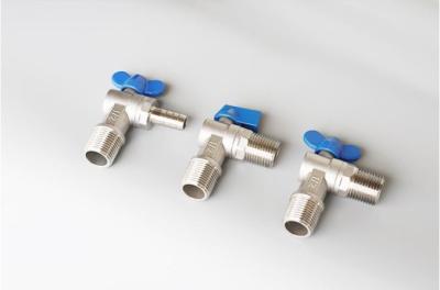 China 304 Cold Water Heater Manual Angle Valve with DN15 Water Media and Screw Nozzle for sale