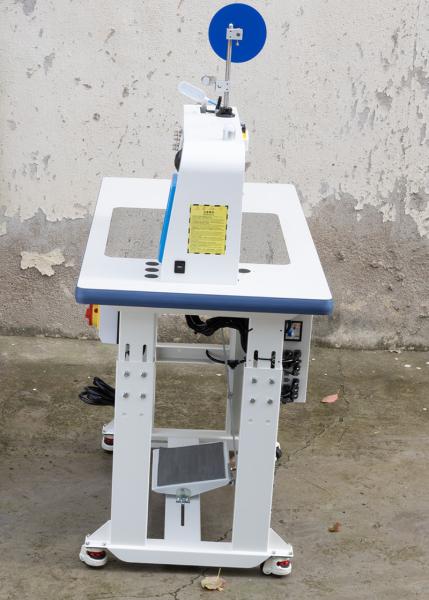 Quality Industrial Steam Free Ironing Machine 220V 50 / 60Hz With 150-350℃ Temperature for sale