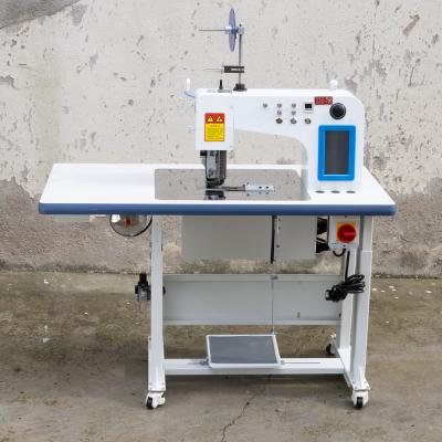 중국 산업용 스팀 프리 다림질 기계 심지 융착용 공급 및 배출 동기화 판매용