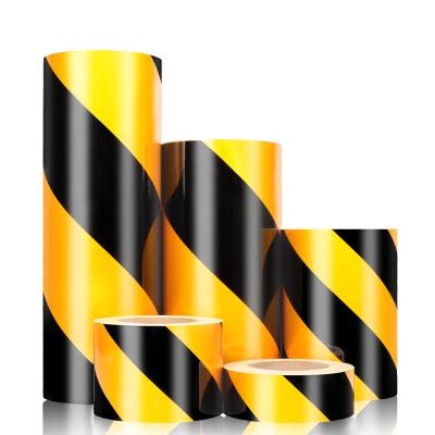 Cina Nastro di segnalamento industriale impermeabile ad alta visibilità rosso e giallo Nastro riflettente di sicurezza per veicoli in vendita