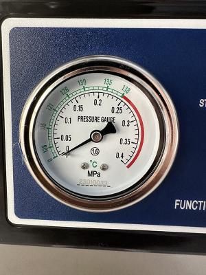 China 100L Digitale Display Programmeerbare Verticale Stoomsterilisator Verticale Autoclaaf Te koop