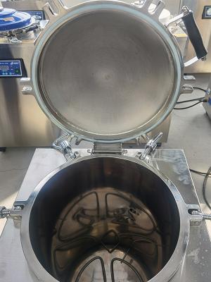 China 120L Stainless Steel Non Vacuum Autoclave Digital Display Bolt Lock Door for sale