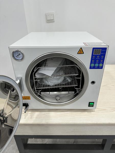Quality 18L Dental Autoclave Sterilizer LED Display For Operating Room And Dialysis Room for sale