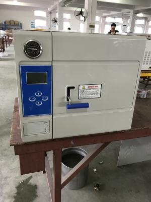 China Tabla de pantalla LCD Esterilizador de autoclave con botón táctil Banco de control Esterilizador de vapor superior en venta
