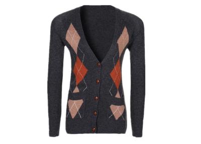 Cina Del collo a V del cardigan delle donne del bottone maglione giù con il diamante delle tasche che tricotta i modelli in vendita