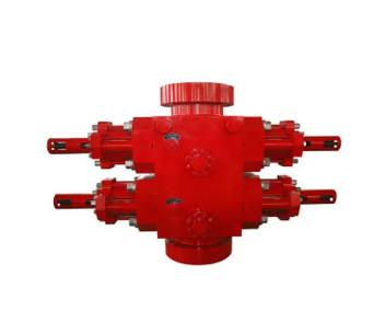 中国 蝶番の構造105を持つ油田SのタイプRam BOP - 15000psi 販売のため