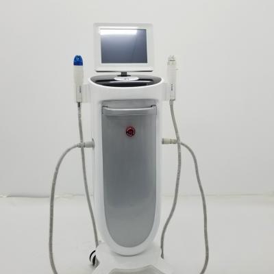 Cina Il fronte solleva la macchina professionale 50W di 0.1mm -4.0mm rf Microneedling in vendita